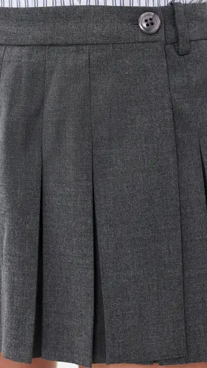 Good American The Pleated Skort