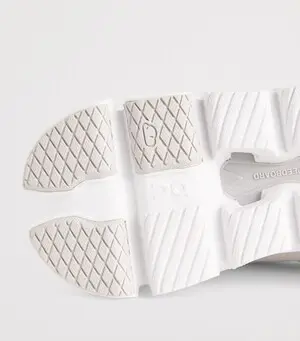 On Cloud X 4 Trainers