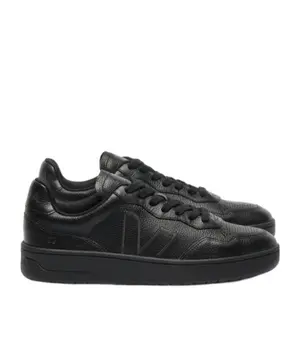 VEJA V-90 Grained Oiled Leather Full - Black