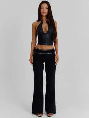 OUTCAST Jemma Pant