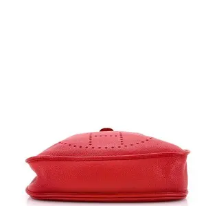 Hermès Evelyne Bag Gen Iii Clemence Gm - Red