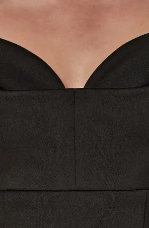 Donna Karan New York Sweetheart Neck Sheath Dress