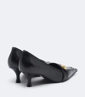 Burberry Cotswolds Leather Pumps