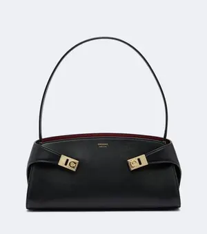 FERRAGAMO Leather Shoulder Bag - Black