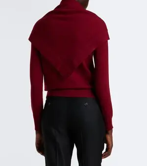 Oscar De La Renta Layered Cashmere Sweater With Detachable Scarf