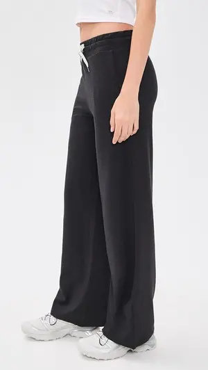 Vuori Halo Essential Wide Leg Pants