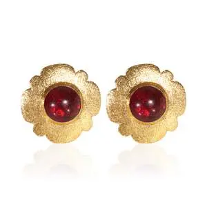 Chanel 1980s Vintage Gold-plated Red Gripoix Clip-on Earrings - Gold_plated