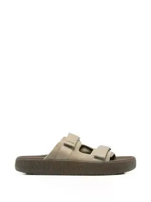 VEJA Arpoador Sandals