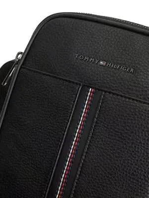 Tommy Hilfiger Pebble-effect Messenger Bag