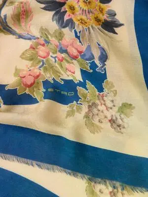 Etro Floral-motif Jacquard Shawl - Neutrals