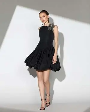Mac Duggal Sleeveless Bubble Hem Mini Dress With 3d Floral Appliqu