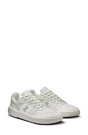 On The Roger Clubhouse 3 Tennis Sneaker