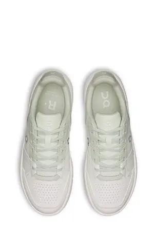 On The Roger Clubhouse 3 Tennis Sneaker