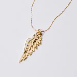 &LIVY Livy Angel Wing Expandable Necklace - Gold
