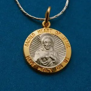 &LIVY Jesus Sacred Heart Expandable Necklace - Silver