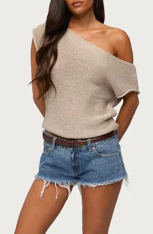 EDIKTED Naamo Off Shoulder Knit Top - Beige