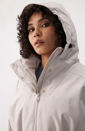 LOLE Piper Water-repellent Rain Jacket - Abalone