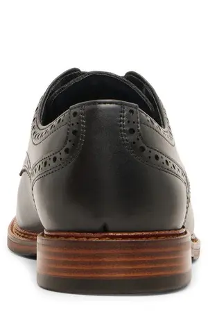 Steve Madden Enzoo Wingtip Derby