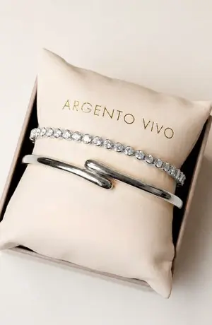 Argento Vivo Set Of Two Bracelets With Cubic Zirconia And Sculptural Detail - Silver
