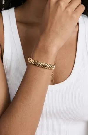 Ettika Set Of 2 Twisted Bracelets - Gold