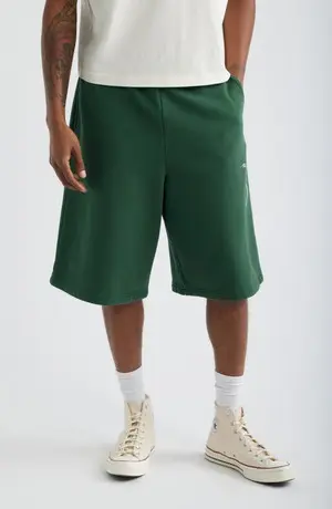 ELWOOD Pleated Baggy Organic Cotton Graphic Sweat Shorts - Forest