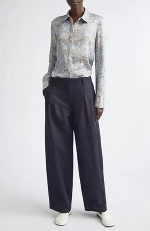 Lafayette 148 New York Scottie Stretch Silk Printed Shirt