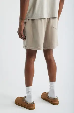 ELWOOD Relaxed Sweat Shorts - Tan