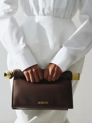 Jacquemus Rond Carré Logo Plaque Clutch Bag