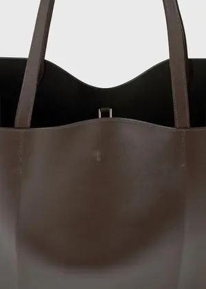 TOTEME Roam Leather Tote