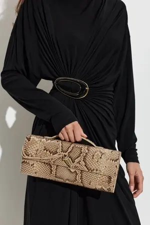 Bottega Veneta Andiamo Clutch - Brown