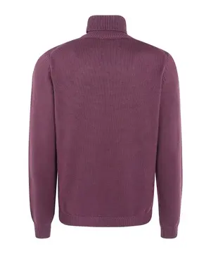 NUUR Turtleneck Sweater