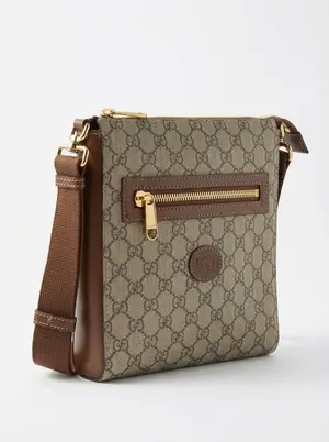 Gucci Gg Supreme Zipped Messenger Bag - Nude