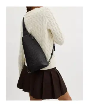 COACH Dominic Sling Pack In Signature Canvas