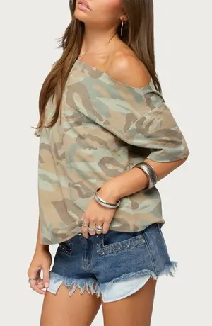EDIKTED Miltah Camo Off-the-shoulder Top