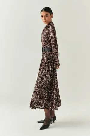 EXQUISE Aspyn K. Midi Dress