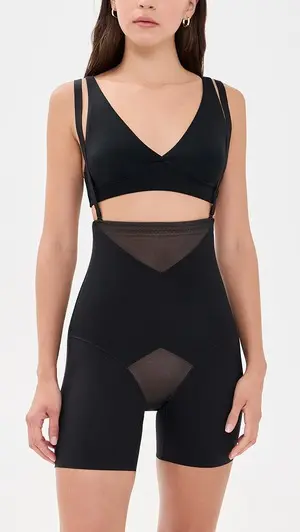 HONEYLOVE Superpower Shorts - Runway
