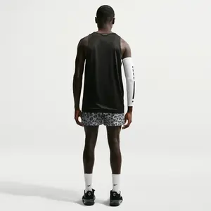 Nike Standard Issue 5" Basketball Shorts