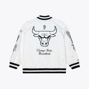 Mitchell & Ness Chicago Bulls Arctic Lightweight Full-snap Satin Jacket