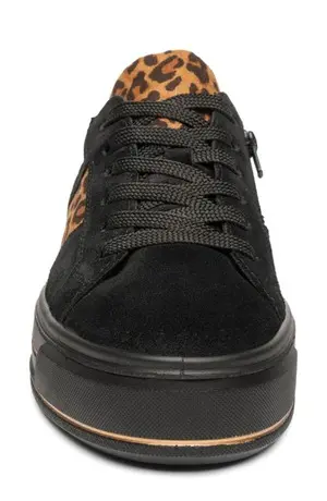 ARA Conifer Sneaker