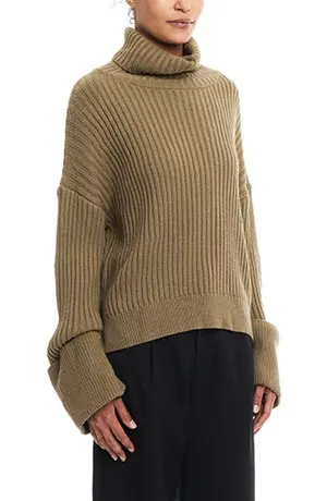 LBLC THE LABEL Liam Sweater - Olive