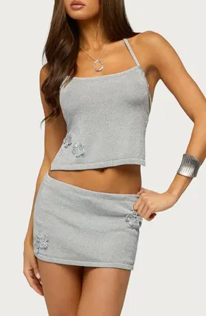 EDIKTED Teagyn Backless Metallic Tank