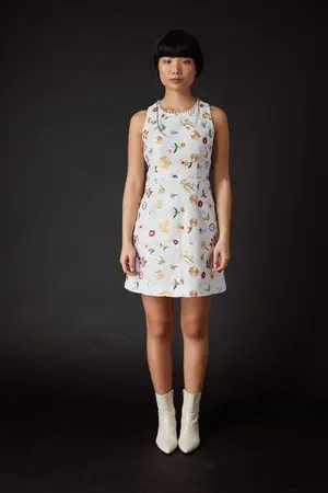SKYLENCE Derling Embroidered Dress - Blanche