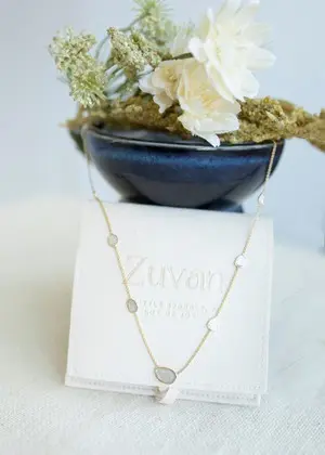 ZUVAN Moonlight Pendant Necklace