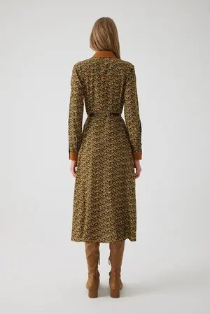EXQUISE Antonia Midi Dress With Patterned Finish And Long Sleeves