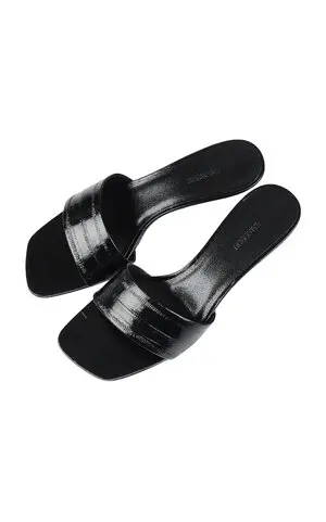 SALONDEJU Essential Wedge