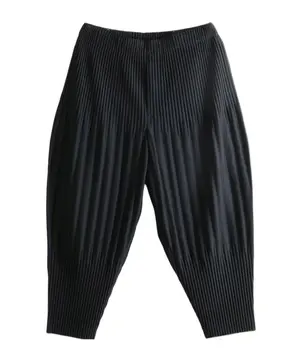 Issey Miyake Pleated Casual Trousers - Black