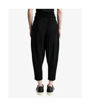 Issey Miyake Pleated Cropped Trousers