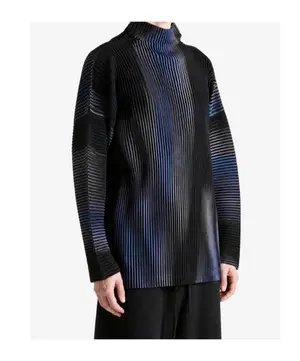 Issey Miyake Blend Of Lights Pleated Top - Blue