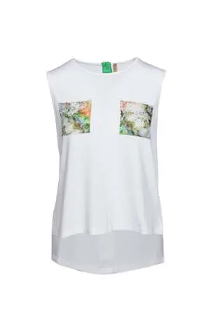 CONQUISTA Floral Pocket Detail Top - Green