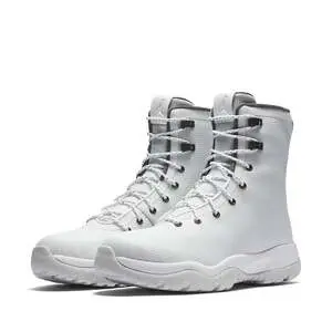 JORDAN Future Boot Platinum